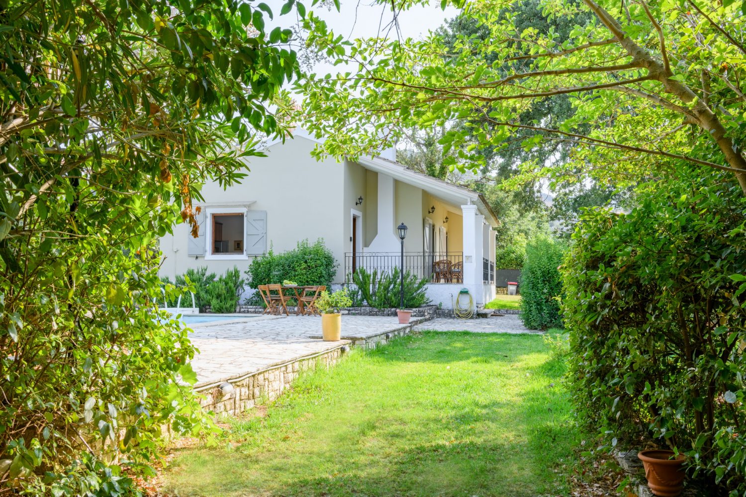 Corfu Villas for sale 1000sqm North East - Corfu Homes